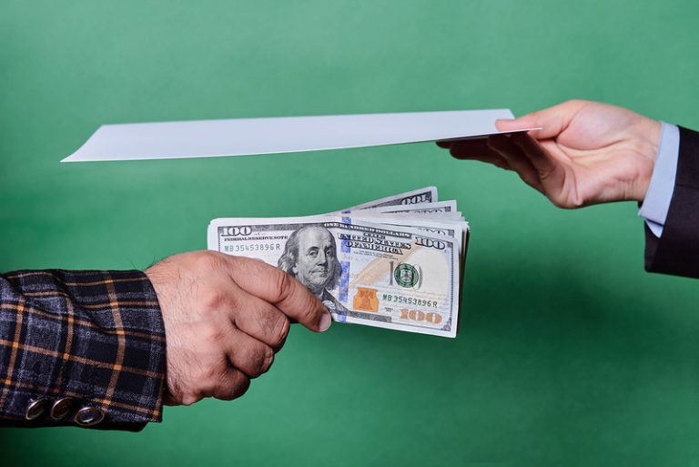 Cohecho: Qué es, tipos y ejemplos